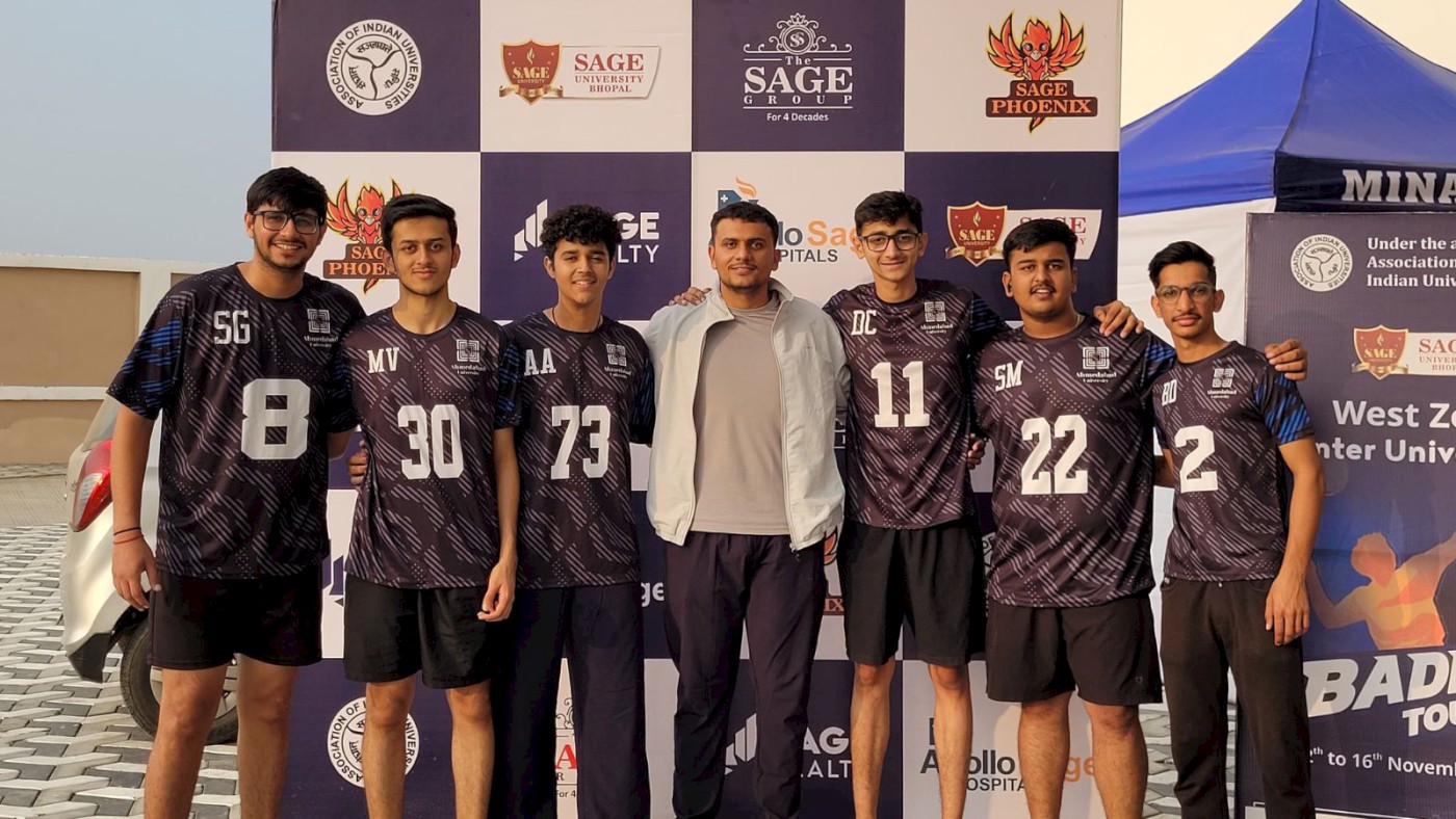 Badminton Men’s Team Participates in the West Zone Inter University ...